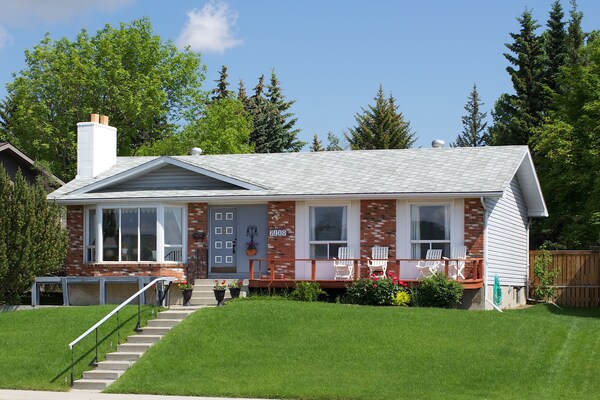 Cozy Nest B&b - Alberta