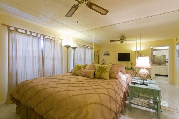 Gulfview By South Padre Condo Rentals - Beach Park At Isla Blanca, South Padre Island