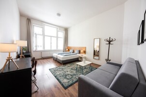 Apartamento Cidade, 2 quartos, Vista para a cidade | Cortinas/cortinados opacos, Wi-fi grátis, roupa de cama fornecida