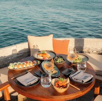 3 restaurantes, pequenos-almoços servidos, cozinha japonesa 