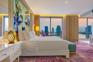 Suite Nobre, 1 cama king-size | Roupa de alta qualidade, minibar, cofre no quarto, secretária