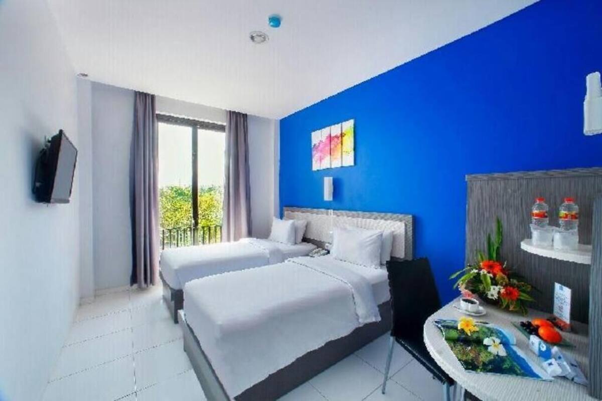 Escrivaninha, Wi-Fi de cortesia, roupa de cama