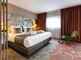 Quarto Privilege, Quarto, 1 cama de casal | Roupa de alta qualidade, cofre no quarto, com decoração personalizada