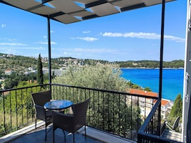 Duplex design, sacada, vista para o mar | Terraço/pátio