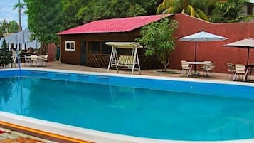 Piscina externa