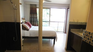 Quarto Deluxe, 2 quartos (Master) | Cofre no quarto, ferro/tábua de engomar, Wi-fi grátis