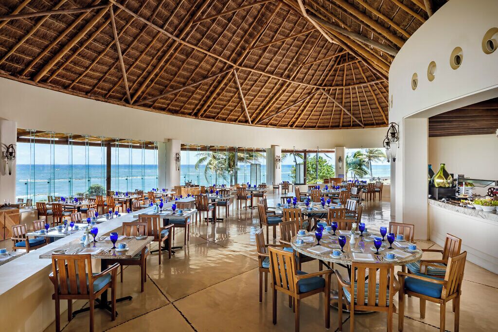 Buffet de pequeno-almoço