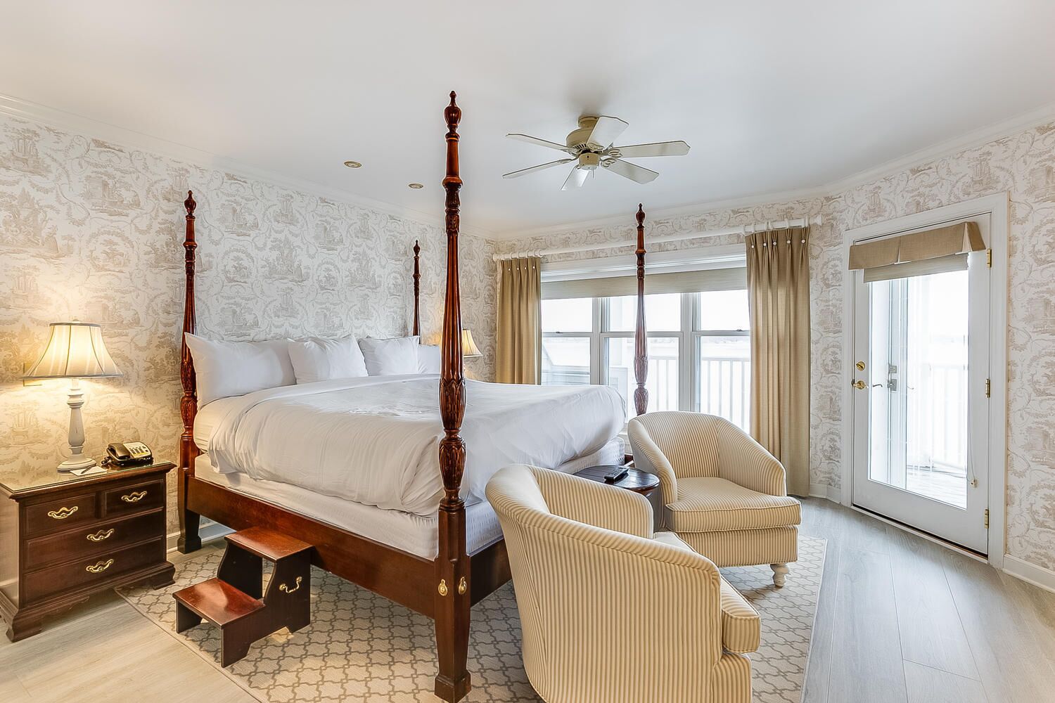 The Geneva Inn in Lake Geneva: Find Hotel Reviews, Rooms, and Prices on ...