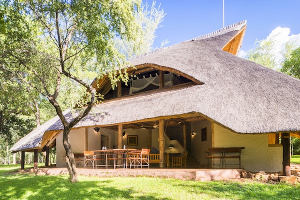 Lokuthula Lodges - Victoria Falls