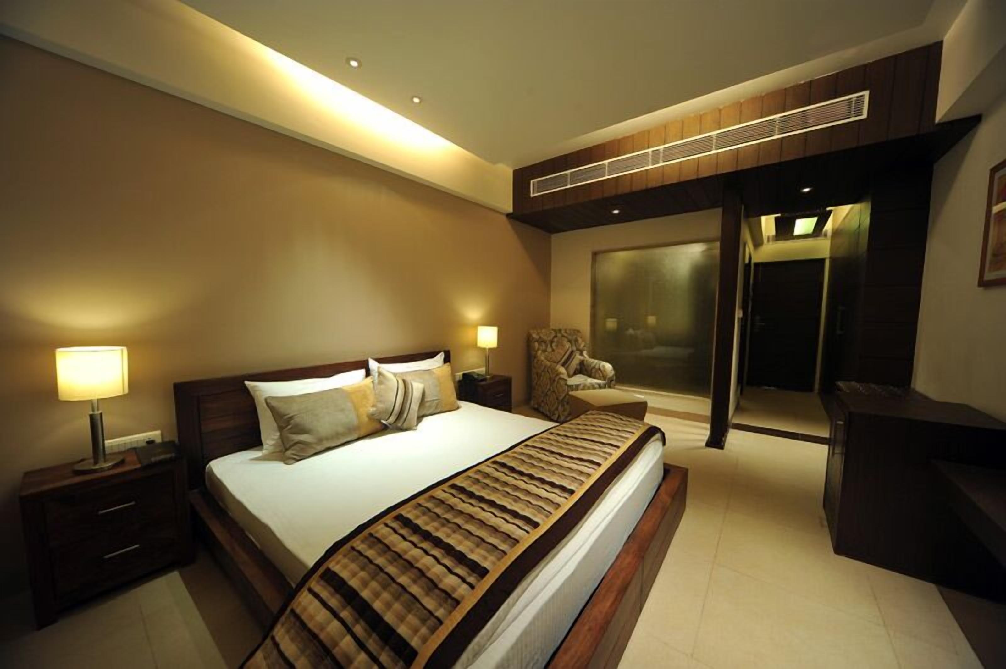 Quarto executivo | Roupas de cama premium, frigobar, cofres nos quartos, escrivaninha