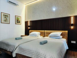 Quarto Twin Deluxe | Secretária, quartos insonorizados, Wi-fi grátis