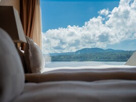 Suite Executiva, 1 quarto, não fumadores, piscina privativa | Roupa de alta qualidade, minibar, cofre no quarto, secretária 