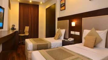 Roupas de cama premium, cofres nos quartos, escrivaninha