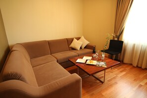 Suíte | Frigobar, cofres nos quartos, quartos à prova de som