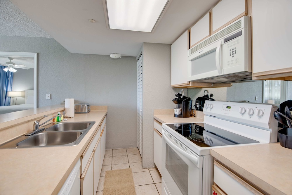 The Barbados Balcony Pool View - Key West, FL