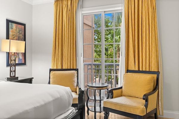 Resort View 1br Suite With Direct Pool Access - Key West, FL