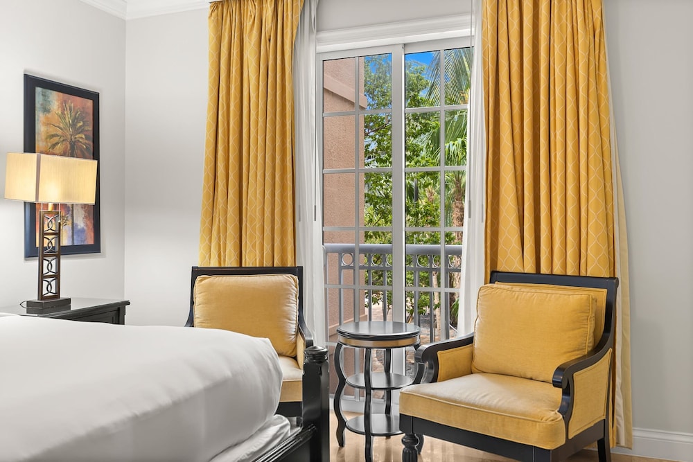 Resort View 1br Suite With Direct Pool Access - Florida Keys, FL