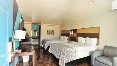 Scottish Inns & Suites Shenandoah Woodlands Mall