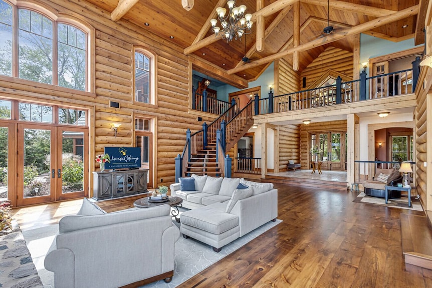 Grand On Longtail | Lazy River · Lake · Luxe Stay - Green Bay, WI