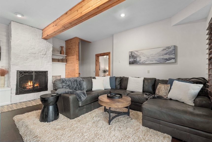 Wow Views! 5br, 4b, 3 Kings, Hot Tub & Sauna Spa Area, 85" Tv, Pool Table - Colorado