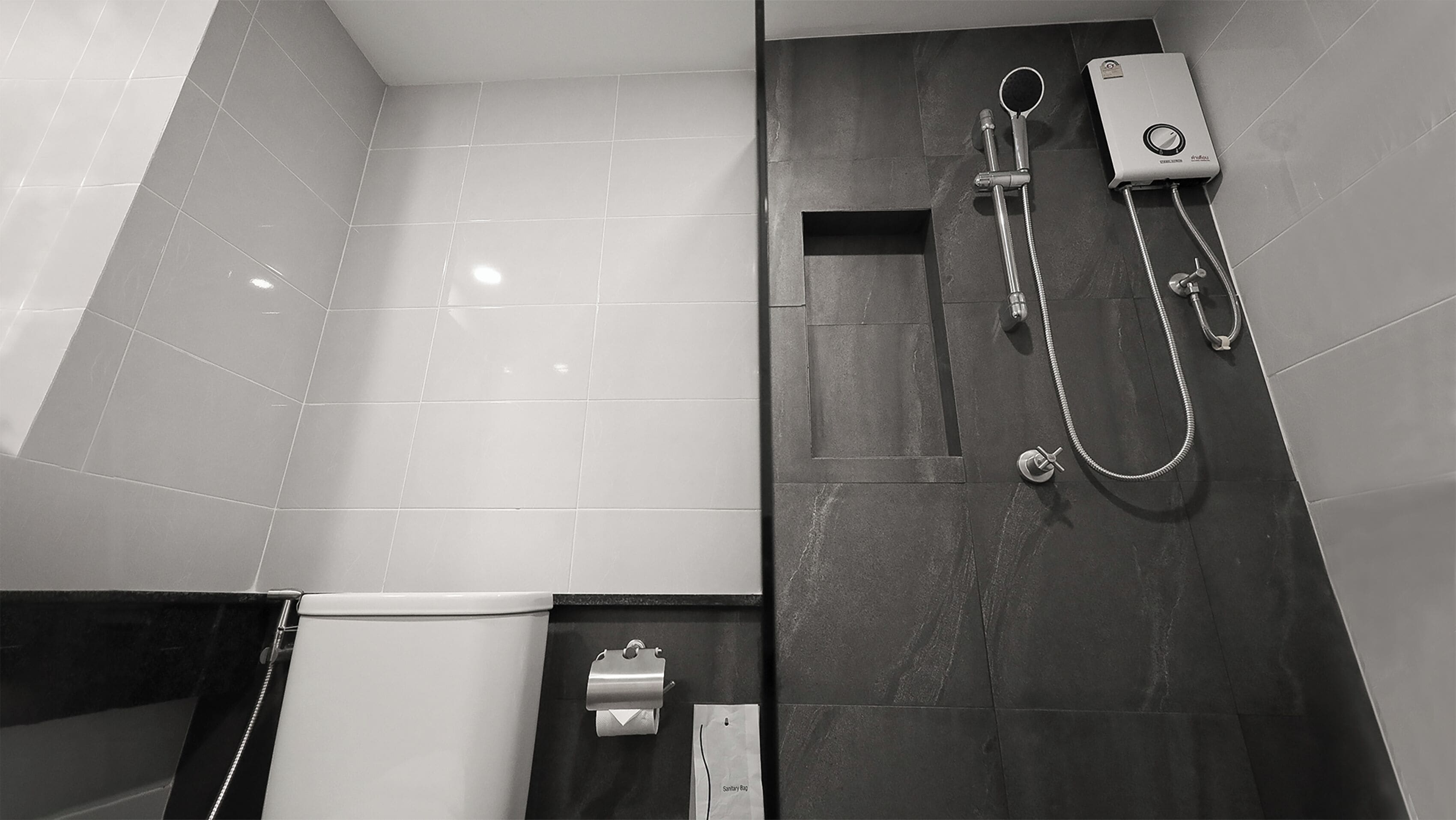 Superior Premier Room | Casa de banho | Um polibã, artigos de higiene pessoal grátis, um secador de cabelo 