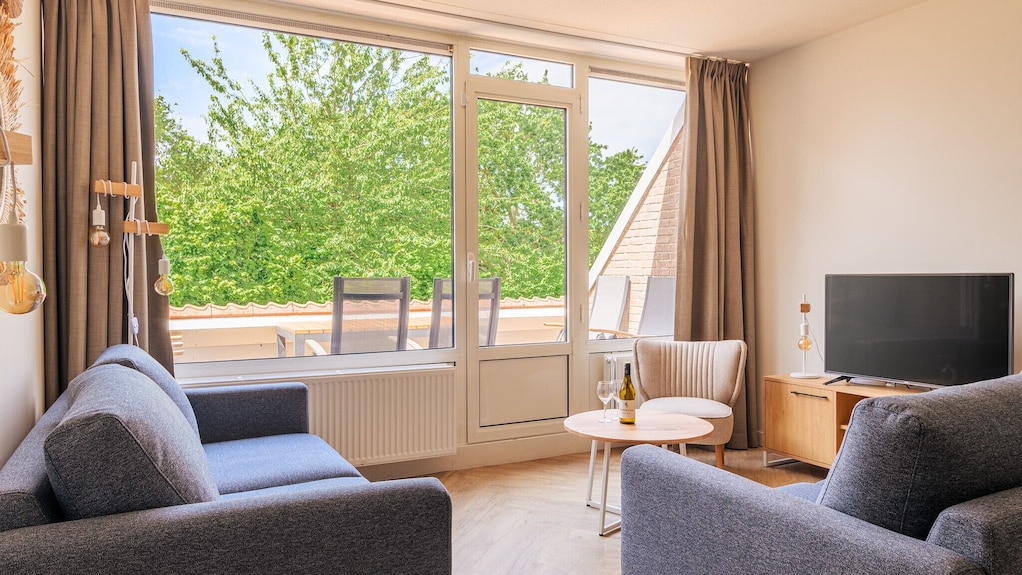 Modern Appartement Voor 6 Personen - Zeeland