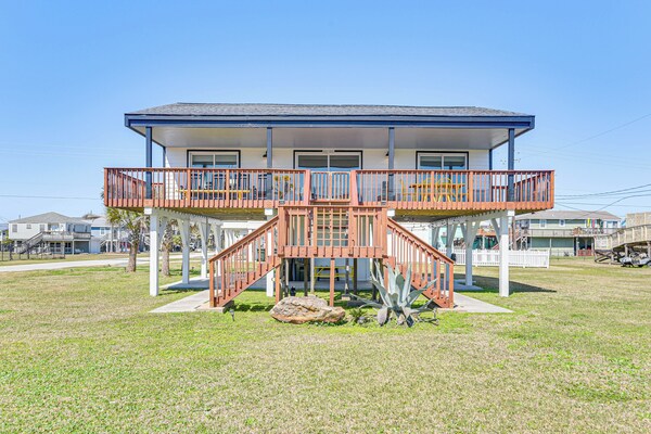 Enjoy The View, Walk To Beach! Galveston Hideaway - Jamaica Beach, Galveston