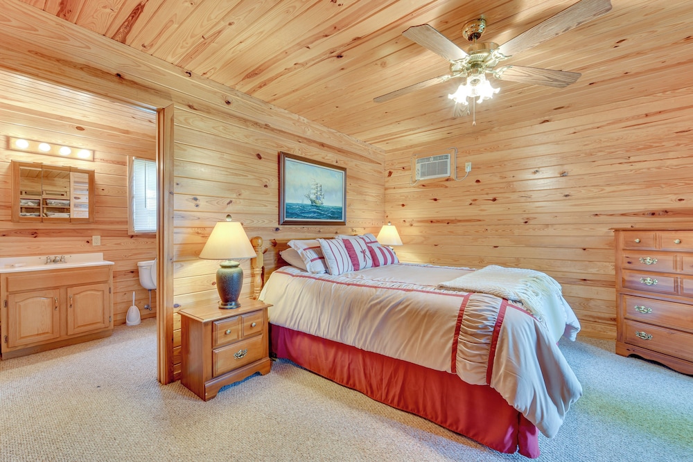 Dog-friendly Home On Black River Lake W/ Boat Dock - Louisiana