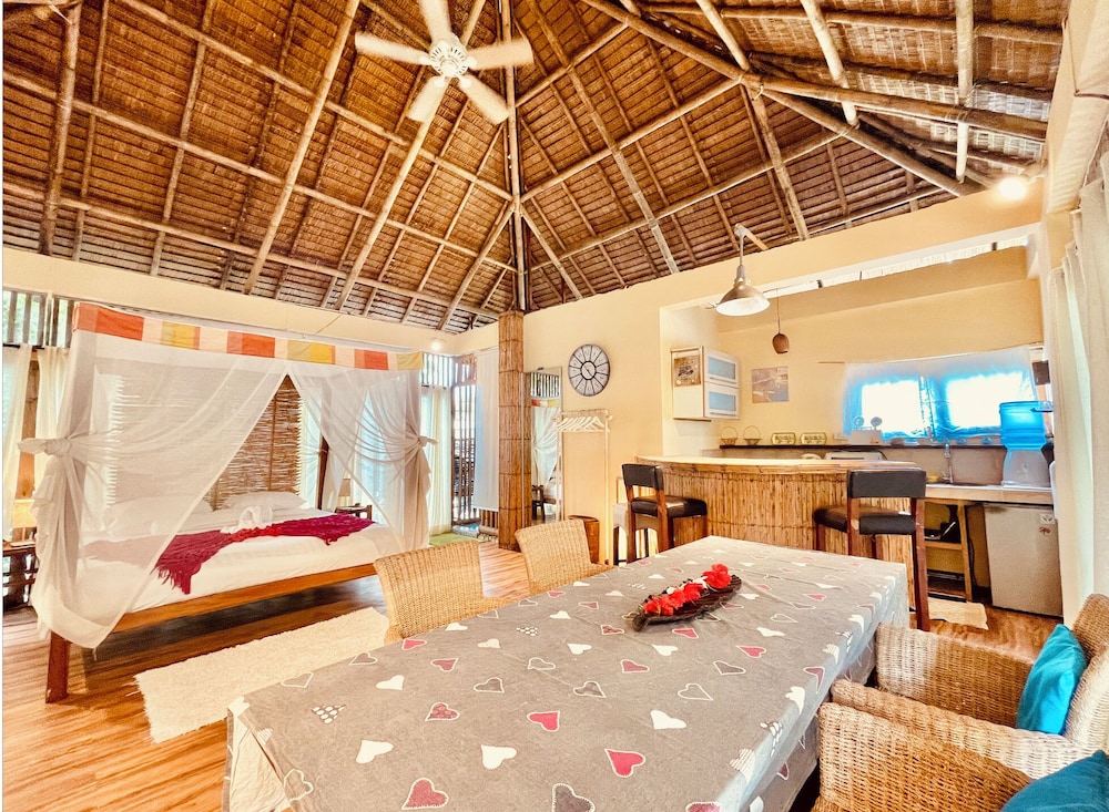 Big Bali-style Studio With Kitchen, 3 Min To Beach - Malay