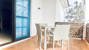 Apartamento | Refeições ao ar livre