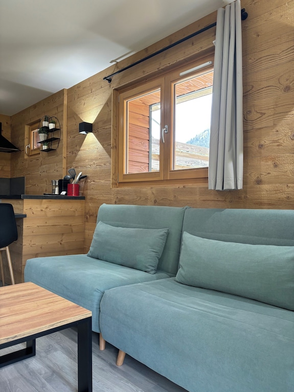 Chalet Du Bouchot 1: Private Spa, Play Area, 4p - Gérardmer