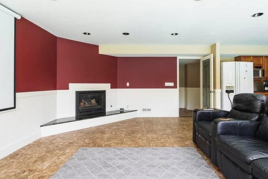 2 Bedroom Luxury Apartment With Full Kitchen\n\n - Bellevue, WA