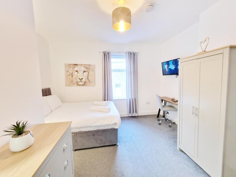 Double Room-standard-ensuite Rm 2 - Burnley