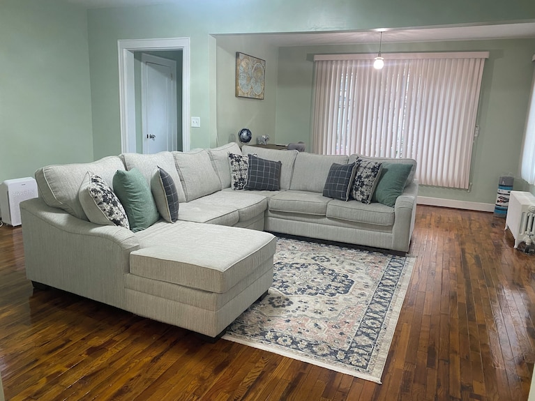 Charming 3-bedroom House In Queens With Wifi And Ac - New York