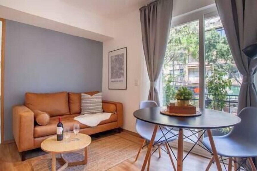 Bright & Sweet Unit In The Heart Of Polanco. - Mexico City