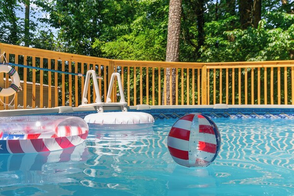 Piscina externa sazonal