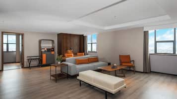Quarto Empresarial, Vista para a cidade | 1 quarto, cofre no quarto, secretária