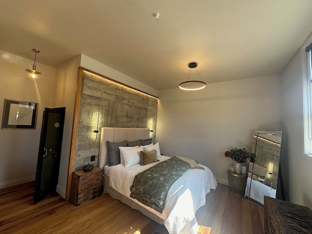 The Chambers - Martinborough