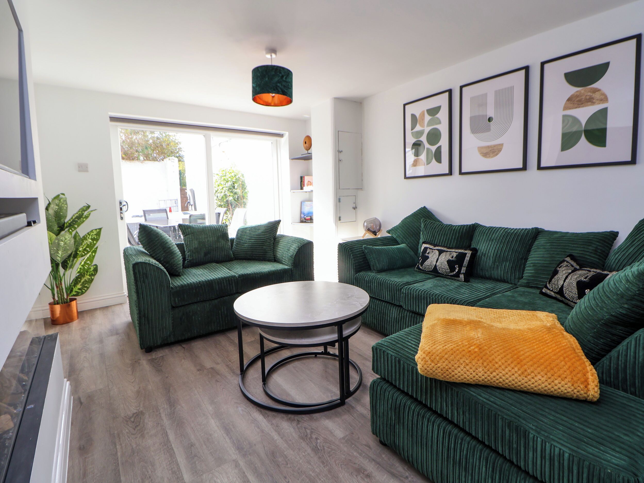 The Railway Cottage, Pet Friendly, With Hot Tub In Llandudno - Conwy