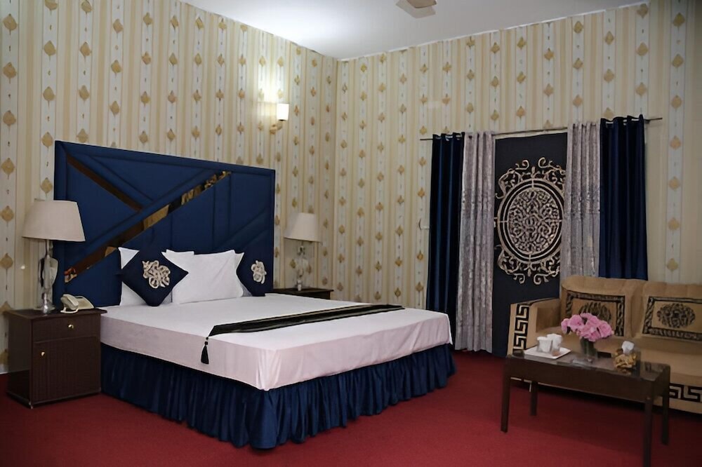 Green View Hotel Liberty - Lahore