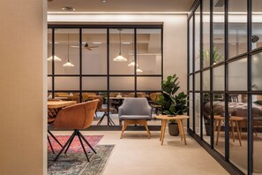 Televisor plasma de 55 polegadas com canais por cabo