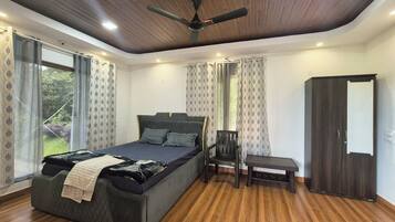 Quarto Deluxe | Quartos insonorizados, Wi-fi grátis