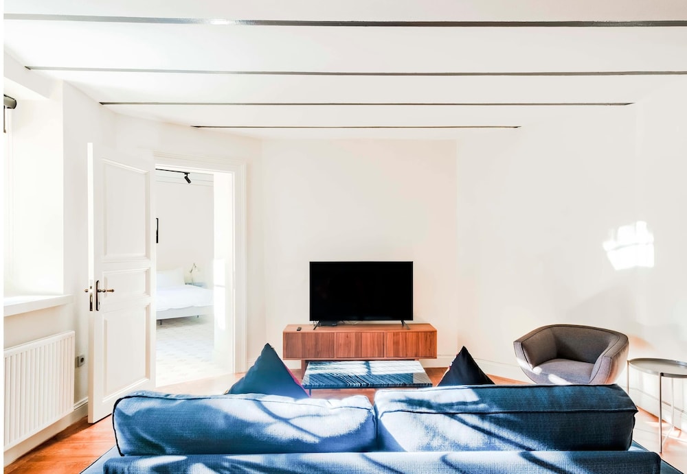 Homie Suites | Cihangir | 110sqm 1br W Garden #T1 - Kavacık