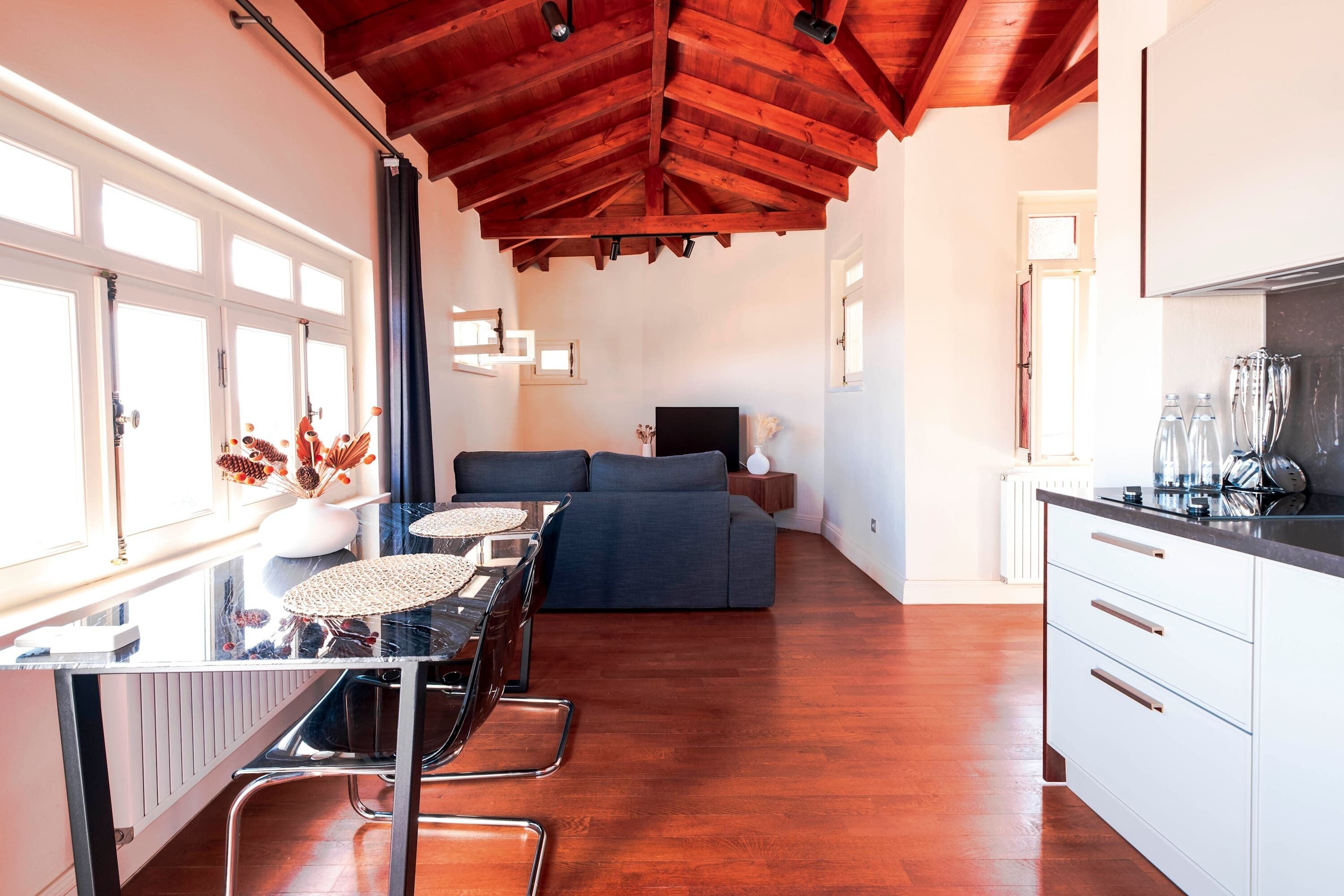 Homie Suites | Cihangir | Penthouse W Seaview #Tu7 - Şişli