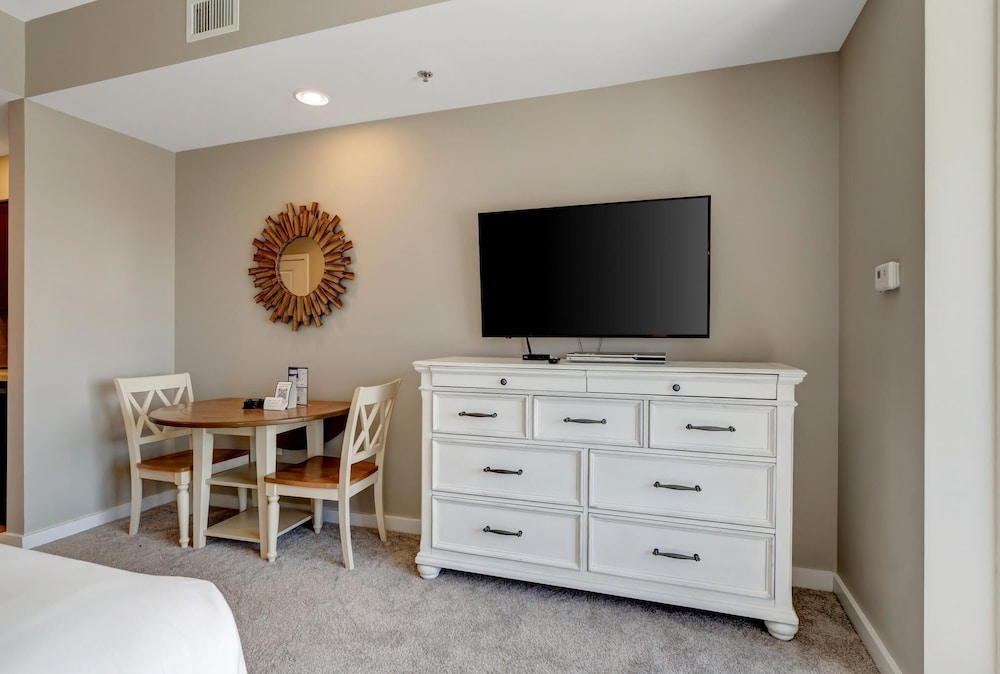 Luau Two - Serene Two-bedroom Two Bathroom Retreat With Access To Beach And Pool At Sandestin Golf And Beach Resort! - Miramar Beach, FL