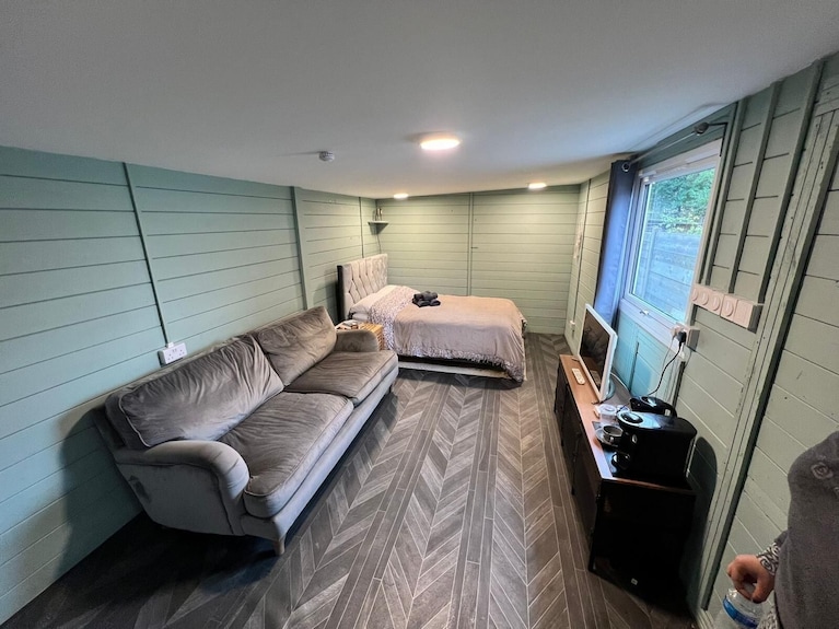 Luxury & Cozy Cabin Retreat In Guilford - University Of Surrey