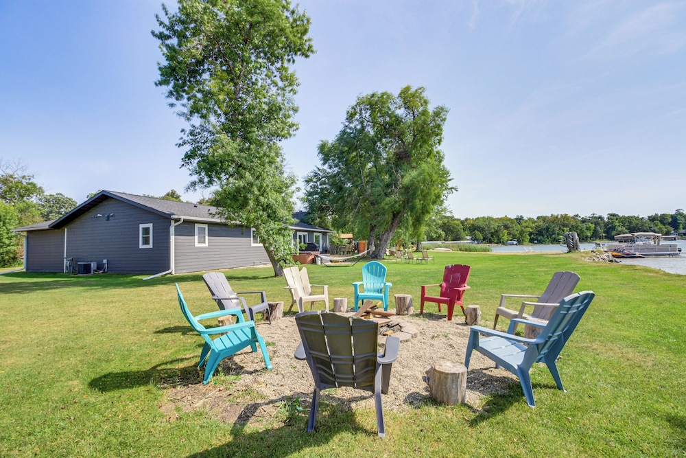 Game Room & Private Dock: Minnesota Lake Escape - Dent