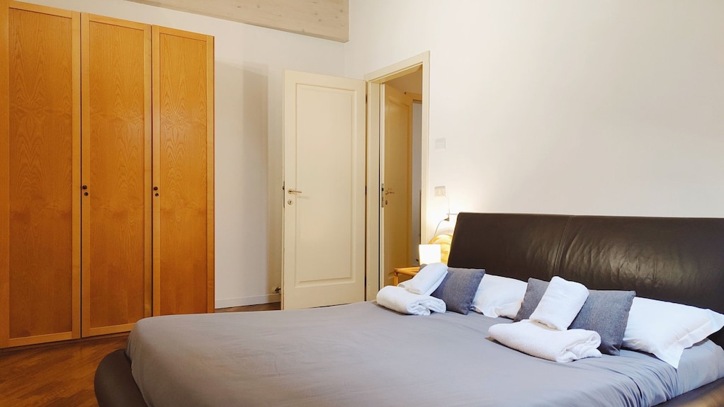 One Bedroom Penthouse Apartment - Riva del Garda