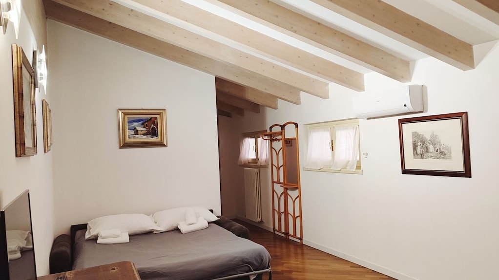 One Bedroom Penthouse Apartment - Riva del Garda