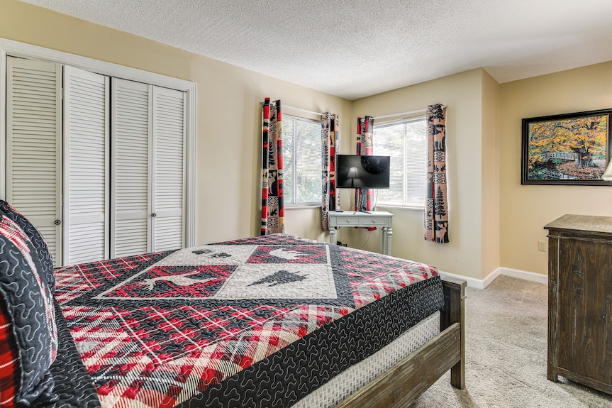 2 Mi To Ober Mountain: Gatlinburg Condo W/ Balcony - Gatlinburg, TN